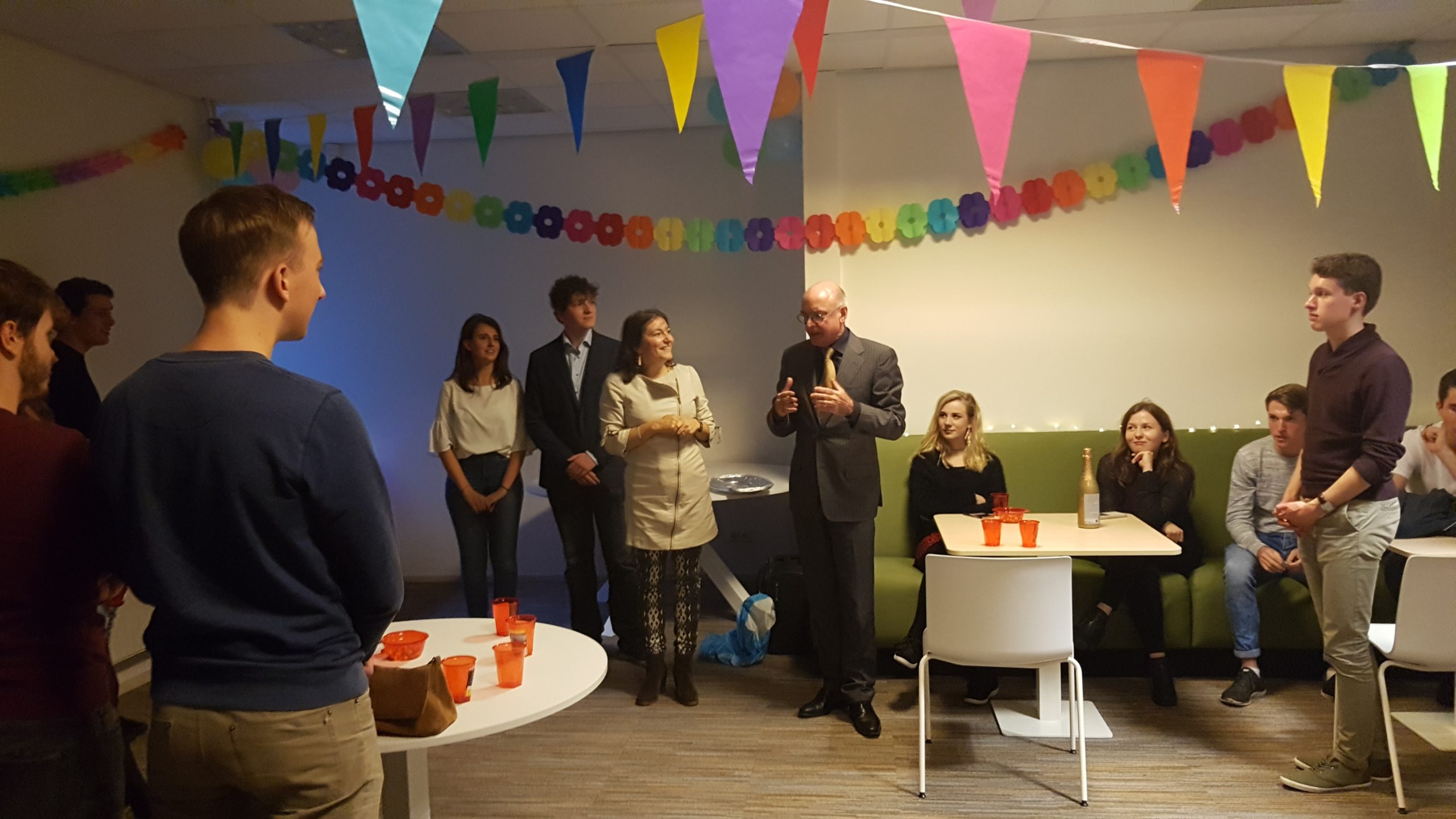 Common room for Outreaching students - Univers magazine