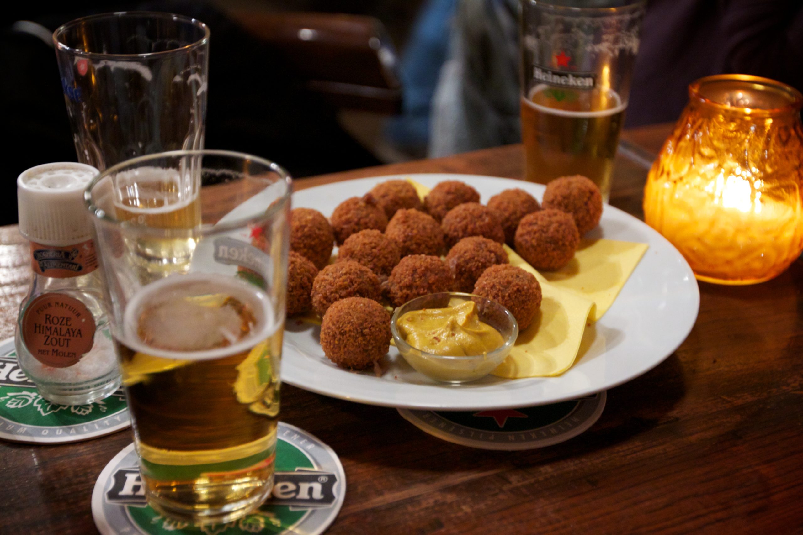 Voer voor VrijMiBo - Univers magazine