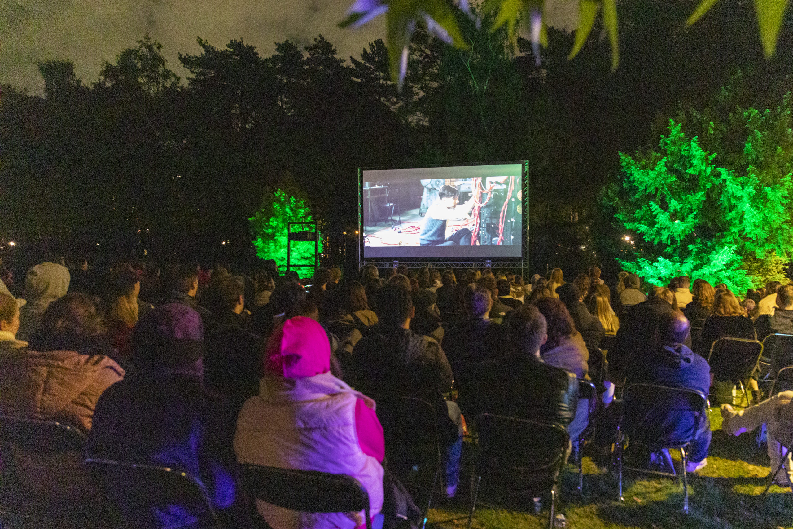 Going to the movies on campus: Open Air Cinema big success - Univers ...