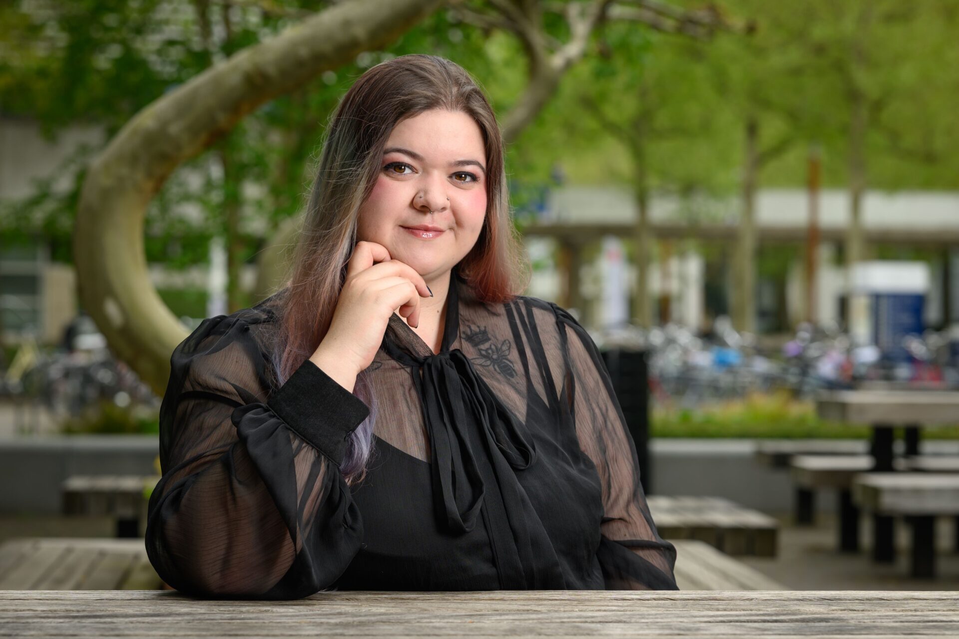 International - Univers magazine