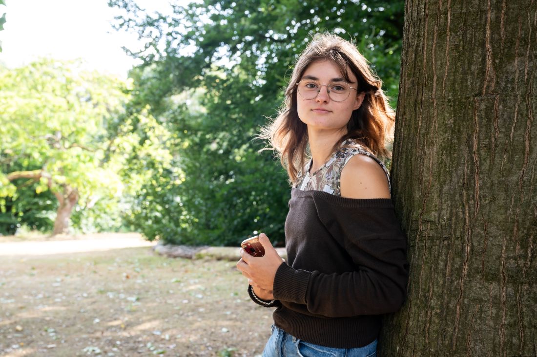 Ella Bastian over haar online bubbel: ‘Ik wil me weer kunnen vervelen ...
