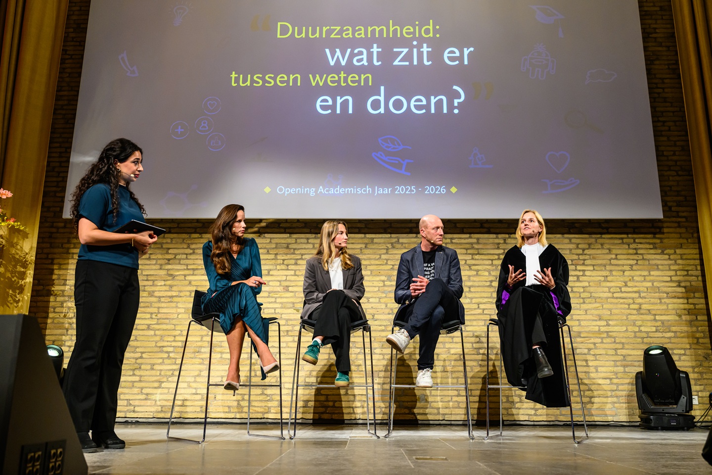 Voormalig TiU-collegevoorzitter Koen Becking staatssecretaris OCW ...