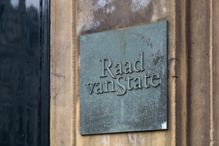 Aangepaste wet internationalisering gaat naar Raad van State - Univers ...